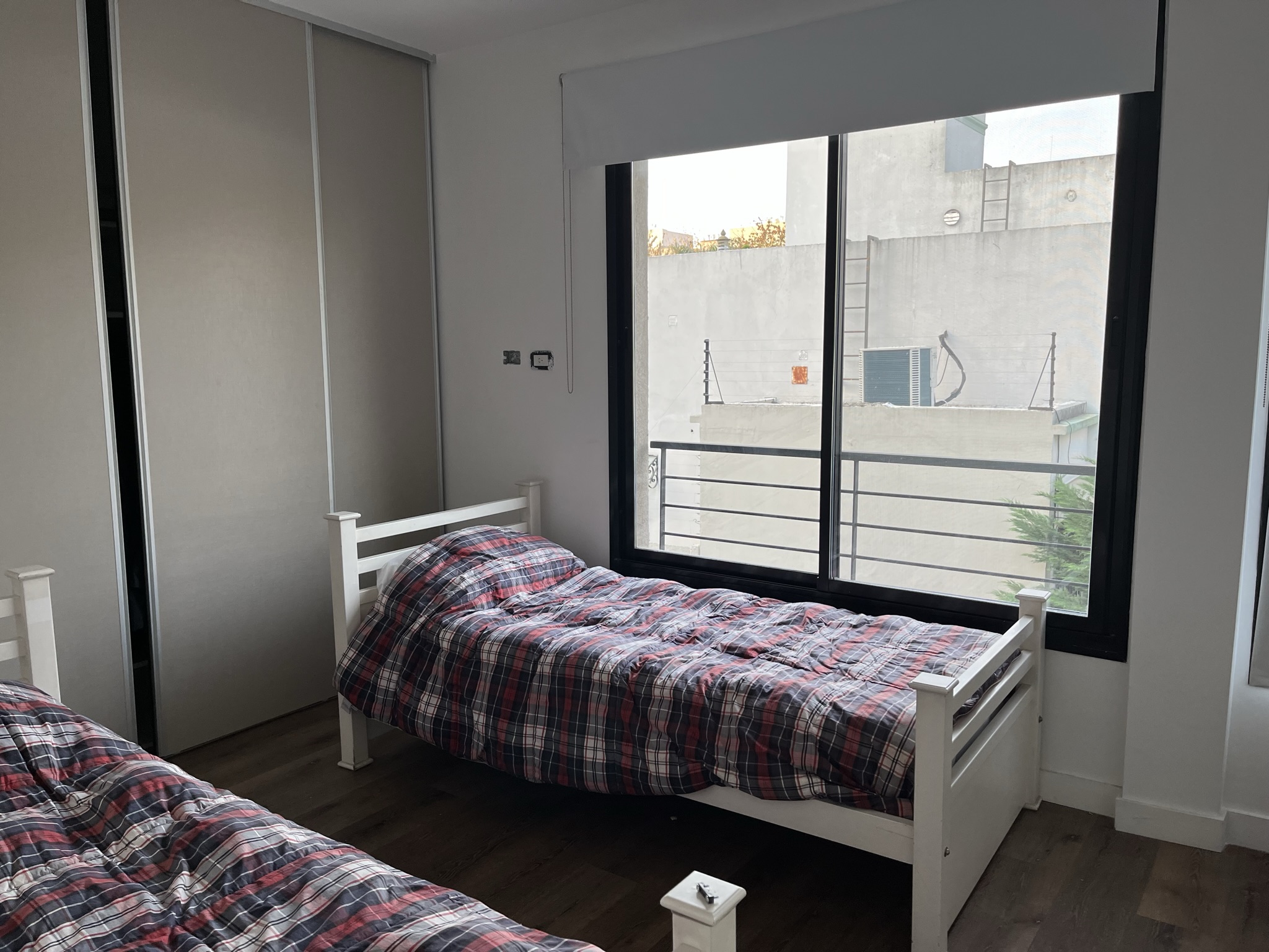 Adrogue inmejorable triplex en venta 3 dorm - excelente calidad ...